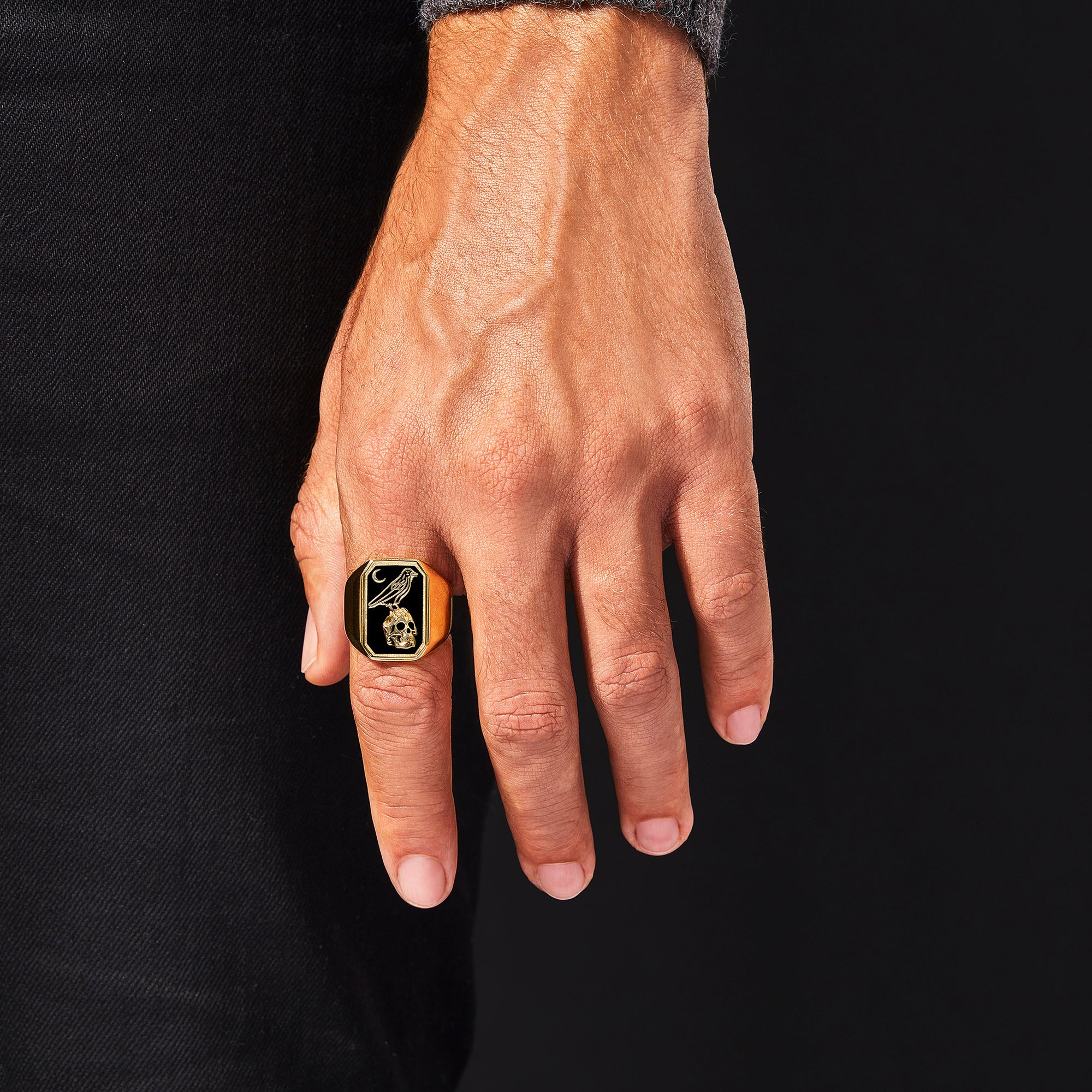 Little Rooms Sandman Signet Ring